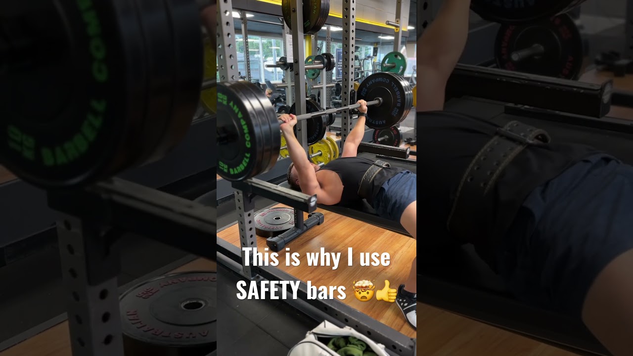 This is why I use Safety Bars for Bench Press 👍 #fitness #gymtips #bodybuilding