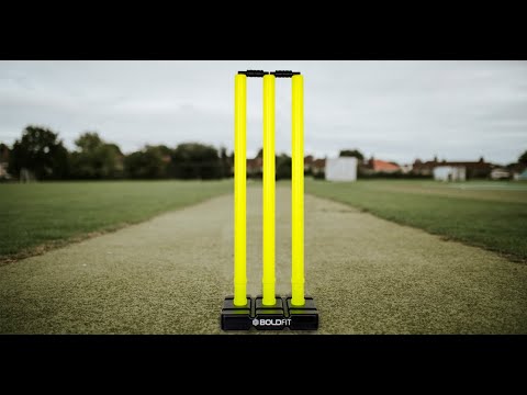 BOLDFIT Wickets Cricket Stumps Plastic Stump Stand Wicket Stump Cricket ...