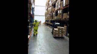 Warehouse Picker Overview | What is a warehouse picker? - Zippia
