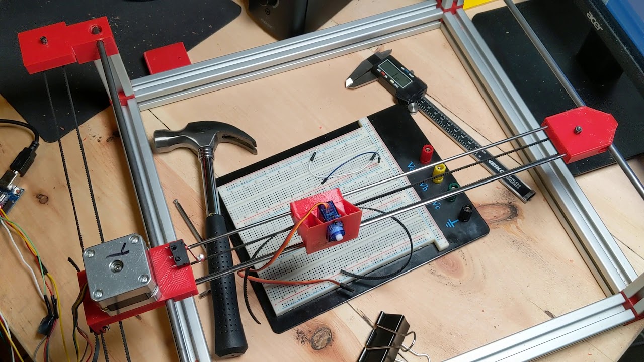 It works! The 2D Plotter can now move in both the X and Y directions without getting Caught