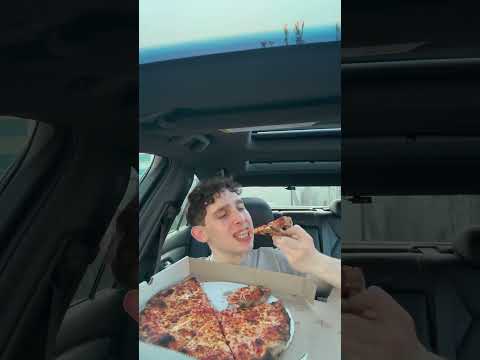 Pizza Review Part 114. #pizza #munchermatt #eating #shorts