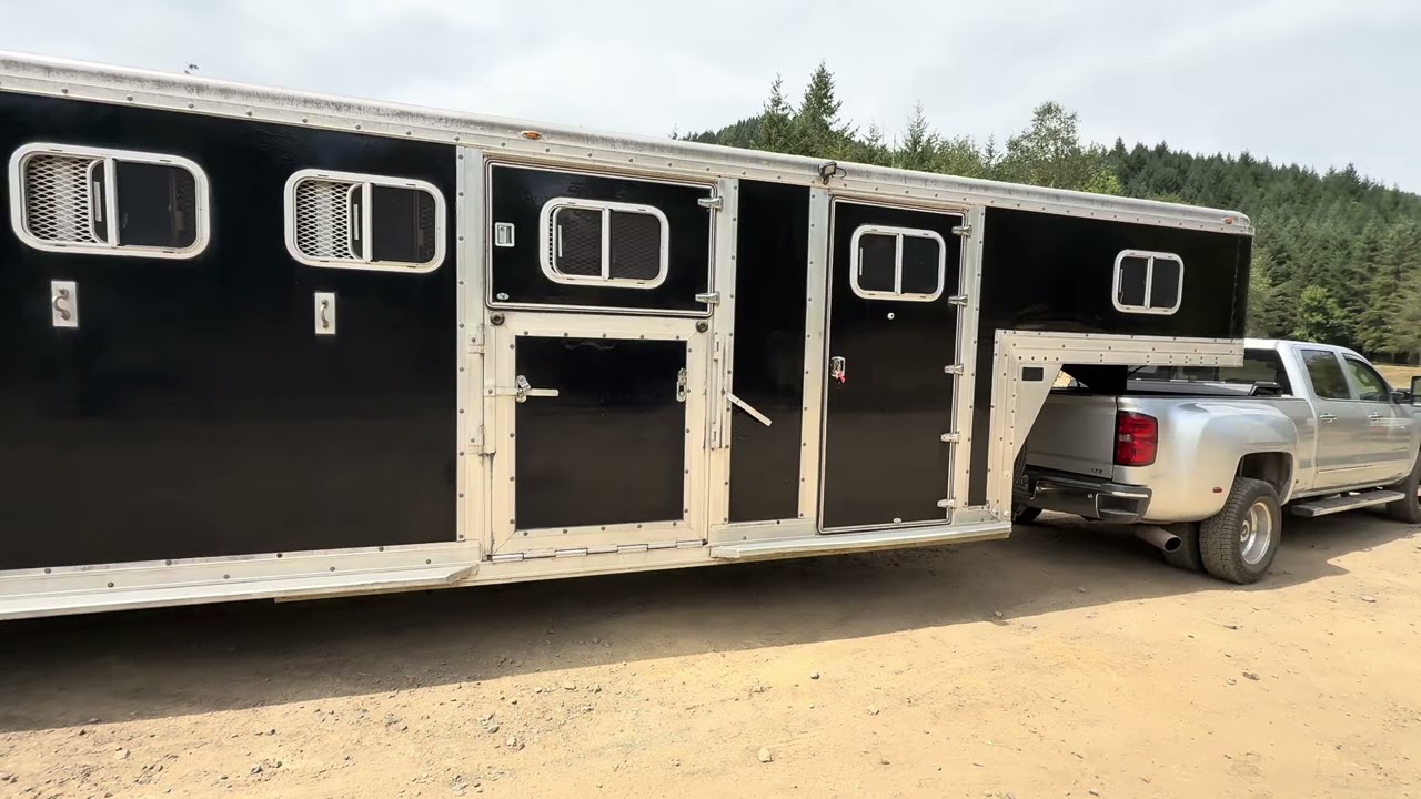 Featherlite, 6 Horse, Tour