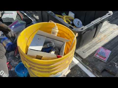 Trash Hauls Late 2022 - Tools, Vacuums, Small Engine