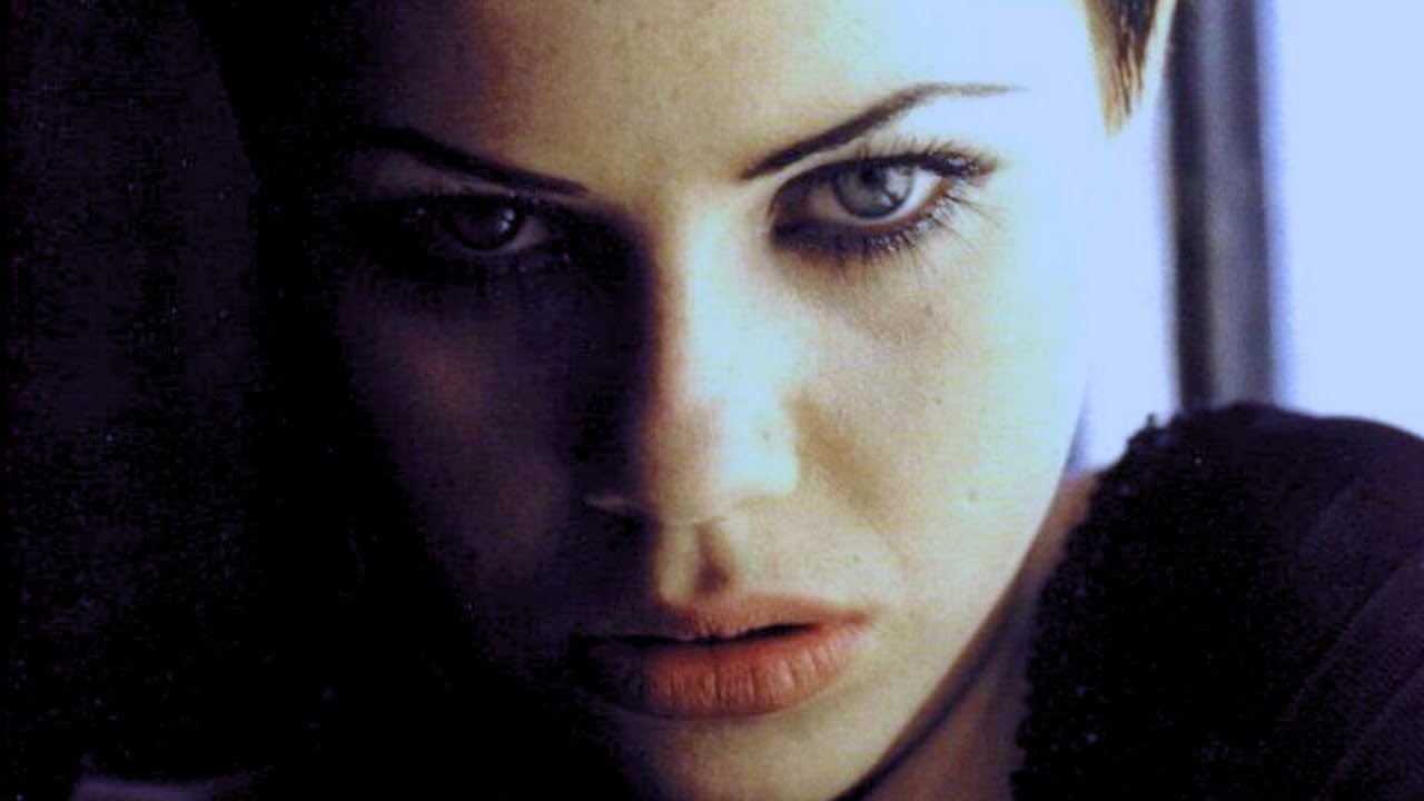 What the Hell Happened to Fairuza Balk?