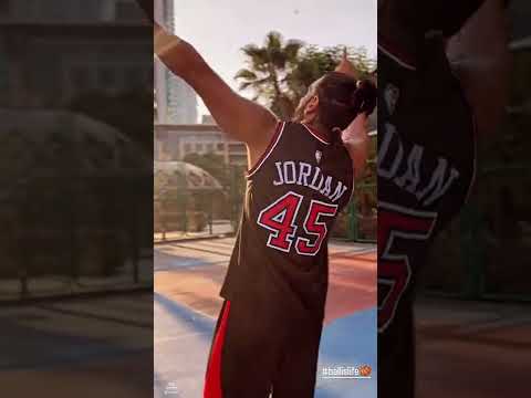 Ranveer Singh nails the 3-Pointer in a Vintage Chicago Bulls Jersey