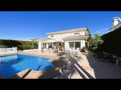 V4429276: Detached Villa in Coín