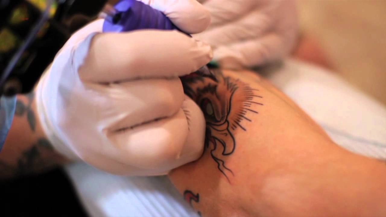 David Tevenal Freehand Dagger Tattoo | Behind-the-Scenes Tattoo Video