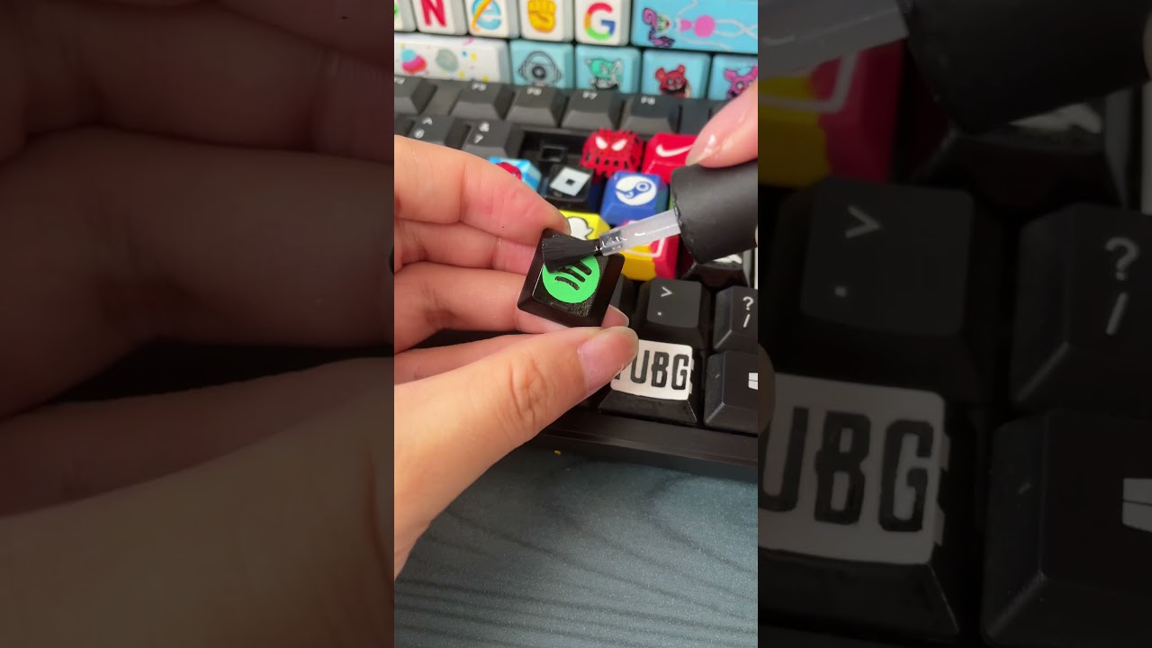 Drawing Spotify on the keyboard #shorts #diy #art #keyboard #tiktok #trending #fyp #spotify