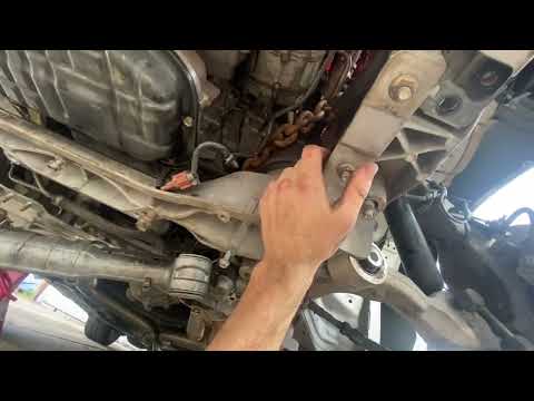 G35/G37 Subframe/powersteering rack/upper oil pan