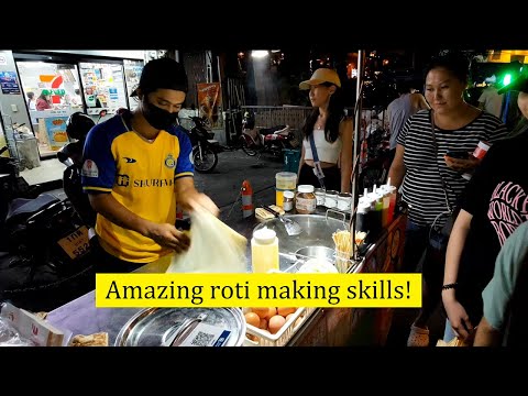 Best banana & egg roti in Bangkok! Thailand: Amazing skills of a streetfood vendor near Terminal 21