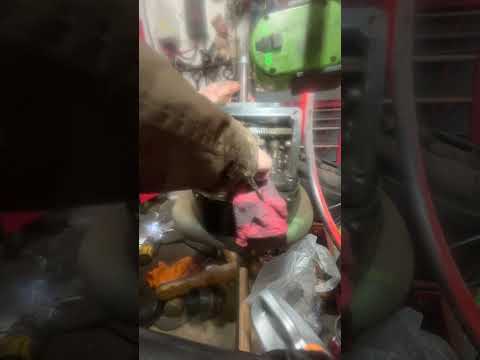 Kohler k301 new piston and rod install