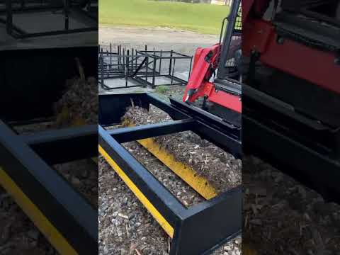 The best Skid Steer Box Grader on the Market #eterra #skidsteerattachments