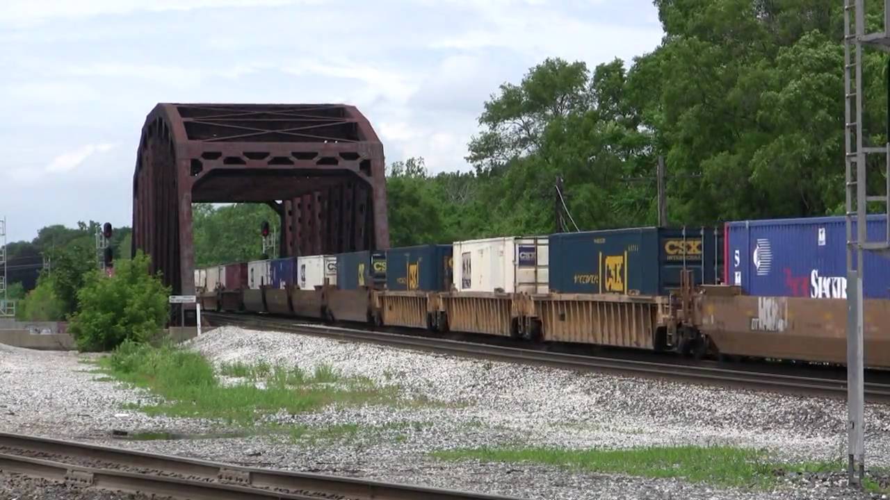CSX 7377 w Canon HF11