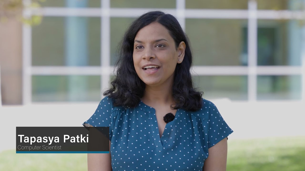 Flux: Enabling Modern Supercomputing Workflows