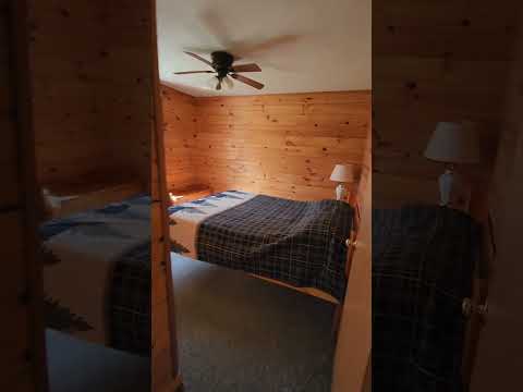 Sunburst Locust Cabin | Top Hill Cabins