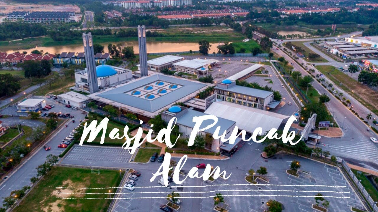 Cinematic view of Puncak Alam Mosque ( Masjid Puncak Alam)