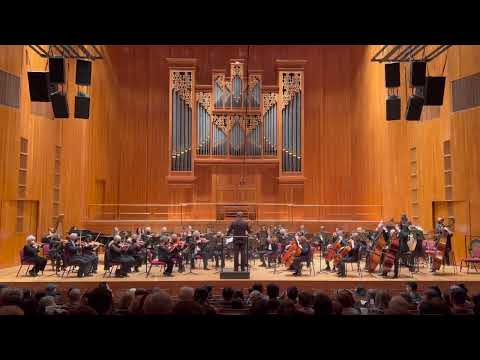 The Queens Symphony performs the Ukrainian National Anthem