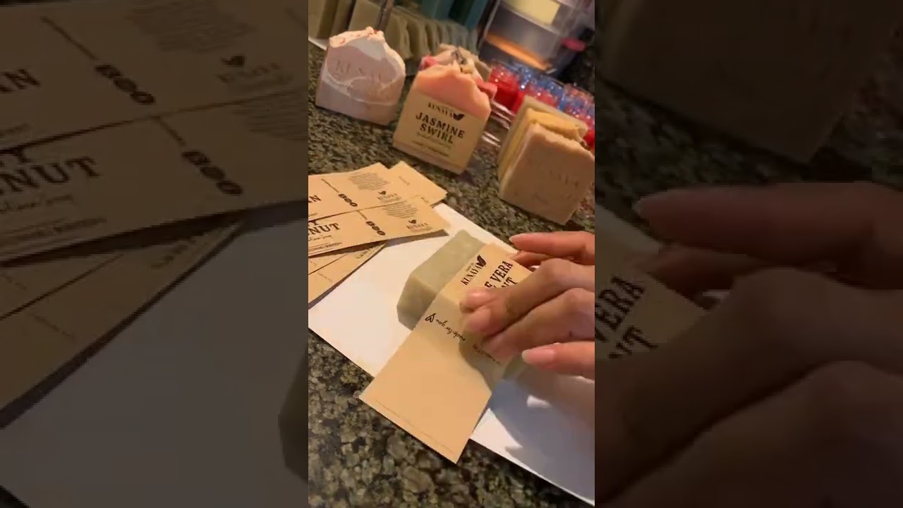 Packing Orders 103. how i label the soap bars 🧡#kunayahandcrafts #handmadesoapph #giftideasph