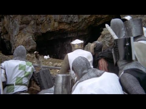 Reisen Udongein Inaba encounters the knights of the round table