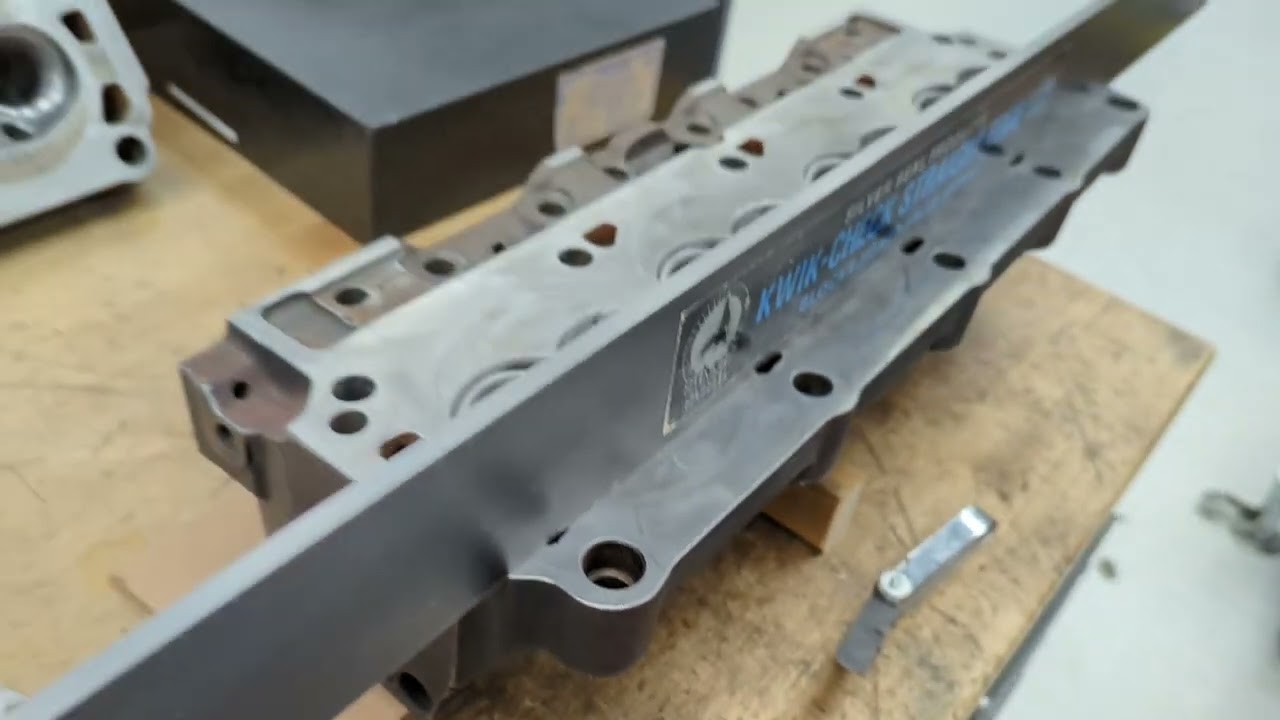 Cylinder Head Inspection For Flatness / Warping, Check Before Engine Rebuild! SBF 351W (5.8/5.0)