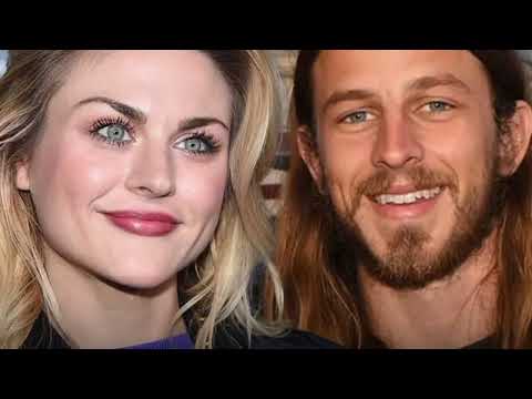 KURT COBAIN'S DAUGHTER MARRIES TONY HAWK'S SON | Frances Bean Cobain And Riley Hawk Wedding | Video