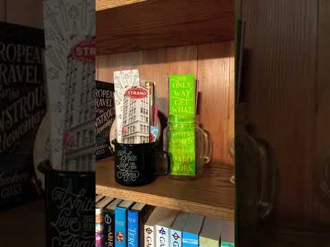 My favorite accessories on my bookshelves.