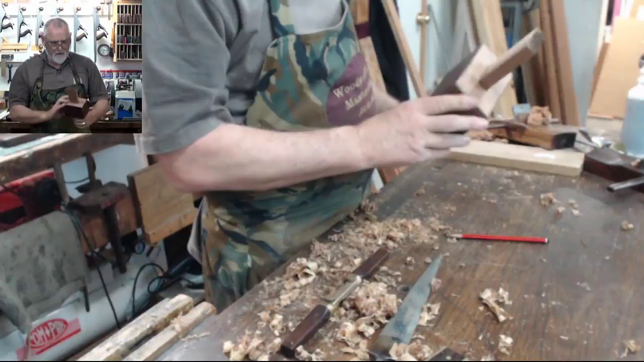 Shellac tricks , Making moldings and finishing off Mallets
