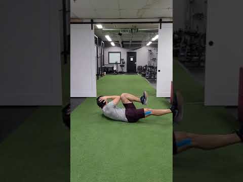 Alternating Hollow Body + Bicycle Crunch Holds