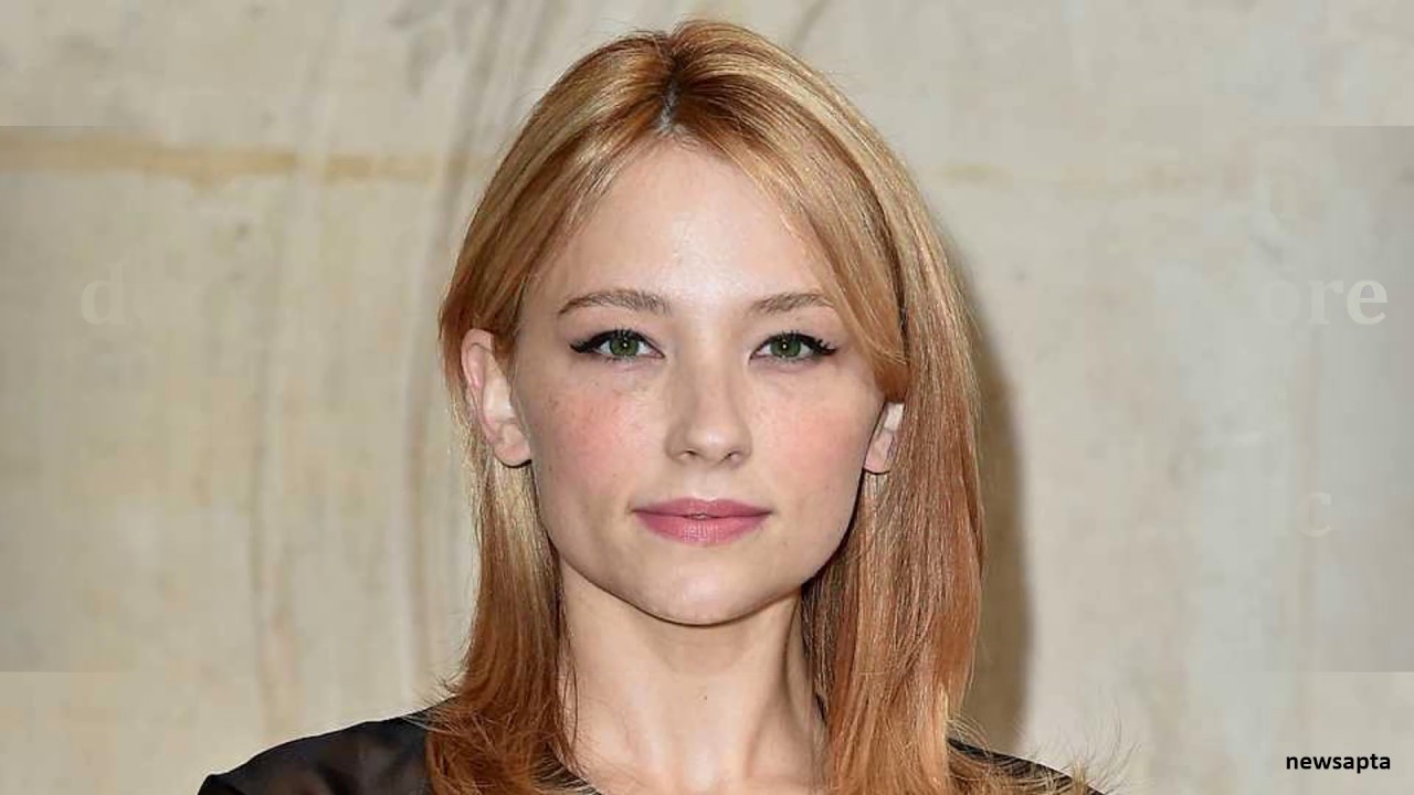 BIOGRAPHY OF HALEY BENNETT