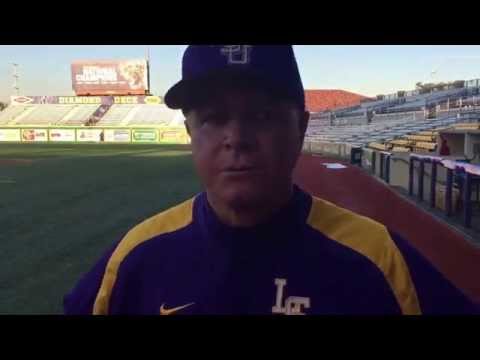 LSU baseball coach Paul Mainieri shares thoughts on 'Voice of the Tigers' Jim Hawthorne