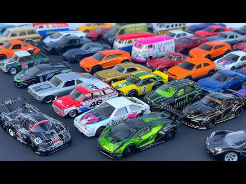 Hot Wheels Premium Diecast Cars – Best of Car Culture & Pop Culture Series (1:64)