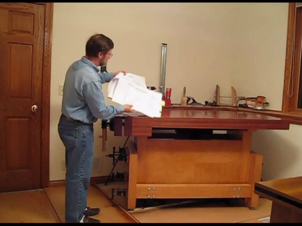 Description of Adjustable Height Workbench Plans