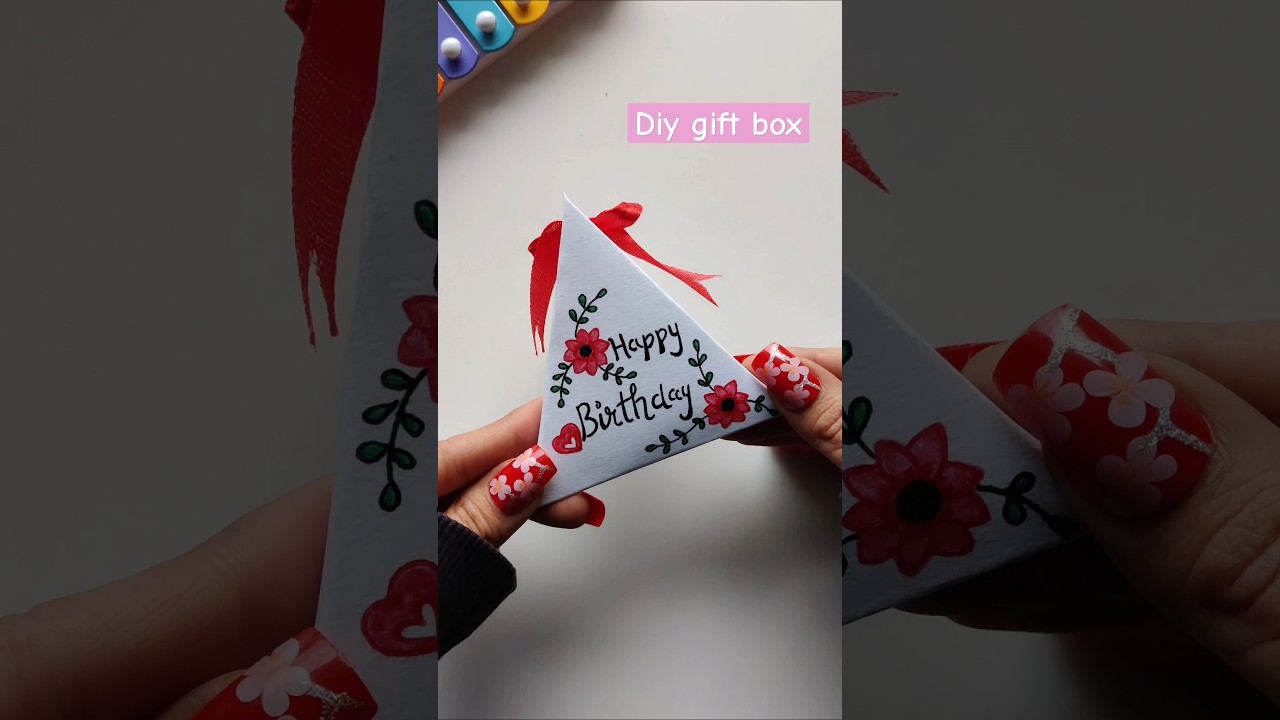 MOST ADORABLE DIY Gift Box EVER!