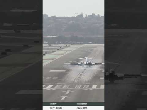 UNLOADING THE VAULT:VistaJet Global 7500 Landing@SAN San Diego International Airport San Diego CA