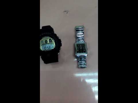 comparison between anolog and digital watch