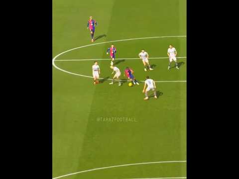 Lamine Yamal vs 5 DEFENDERS 😱 #football #yamal #lamineyamal #yamal2025 #barcelona #alaves
