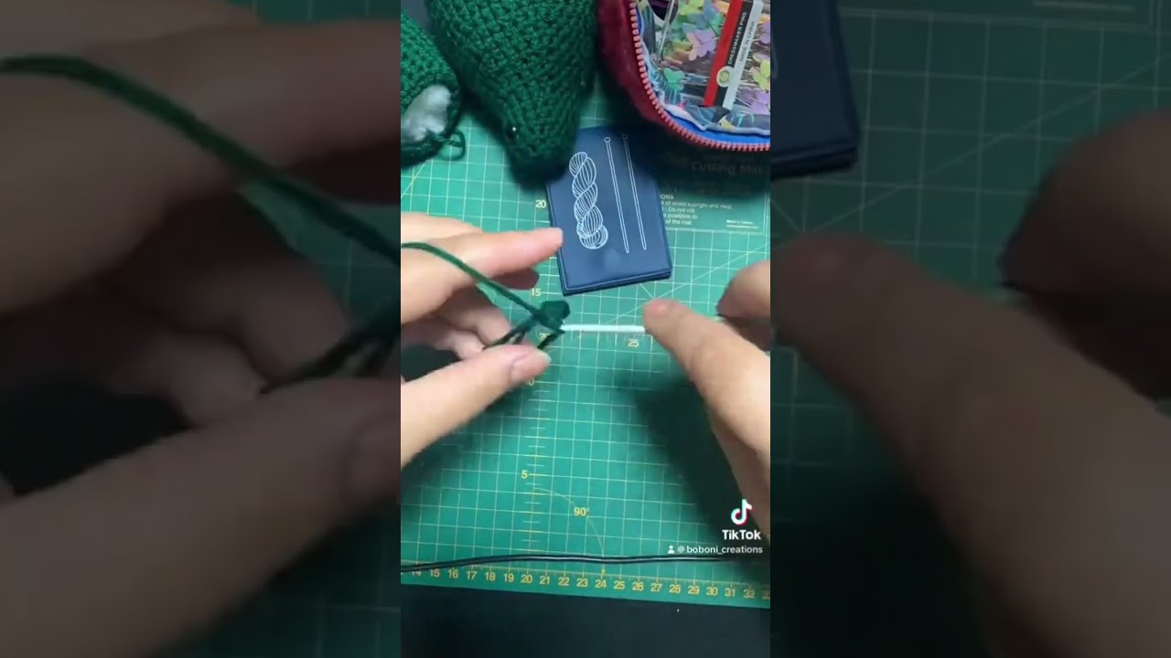 Crochet dinosaur legs (part 3)