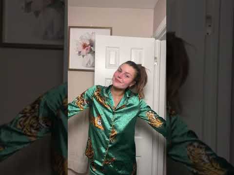 Tanning Routine ft. Ultra Dark Self-Tanning Mousse