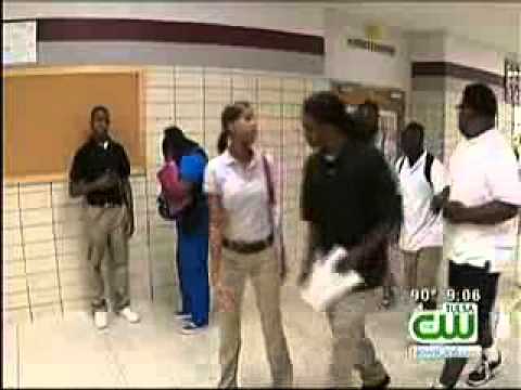 Tulsa High School First To Require All Students To Wear Uniforms