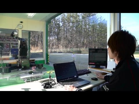 Using robots to build a superior golf club