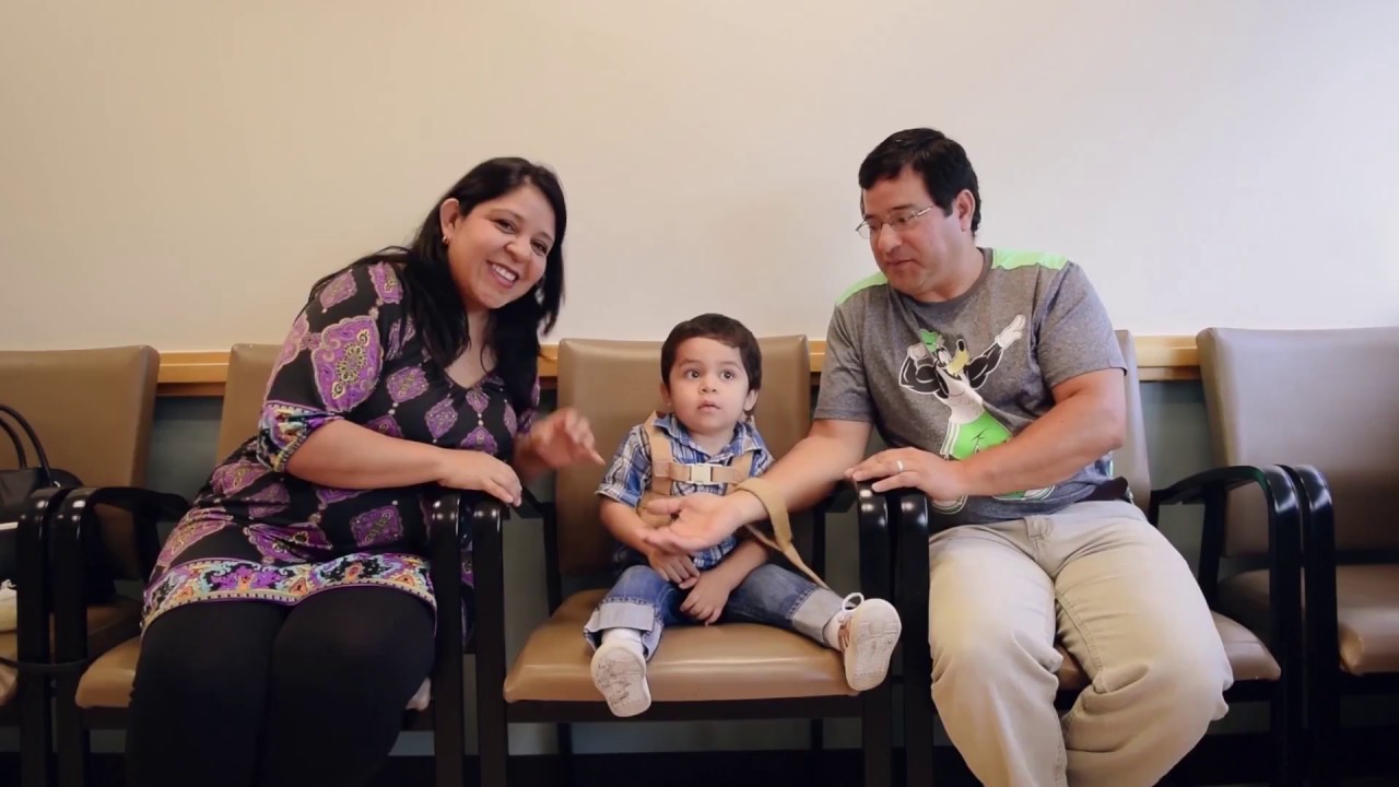 All Are Welcome Here - Aquí Todos Son Bienvenidos (Los Barrios Unidos Community Clinic)