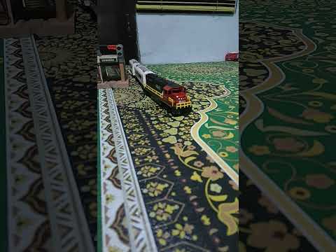 mainan kereta api Indonesia