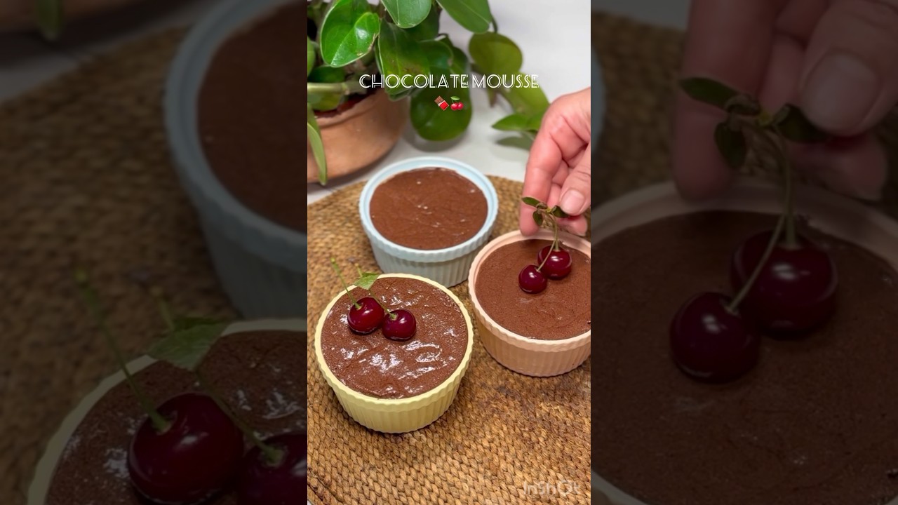غذاهای آماده شده #Chocolatemousse The word Mousse comes from the French word for foam or froth.