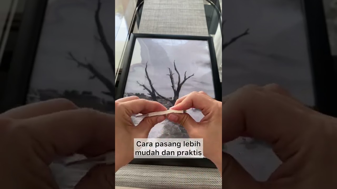 CARA MENGGUNAKAN 3M COMMAND HANGING STRIPS || PASANG FRAME TANPA PAKU