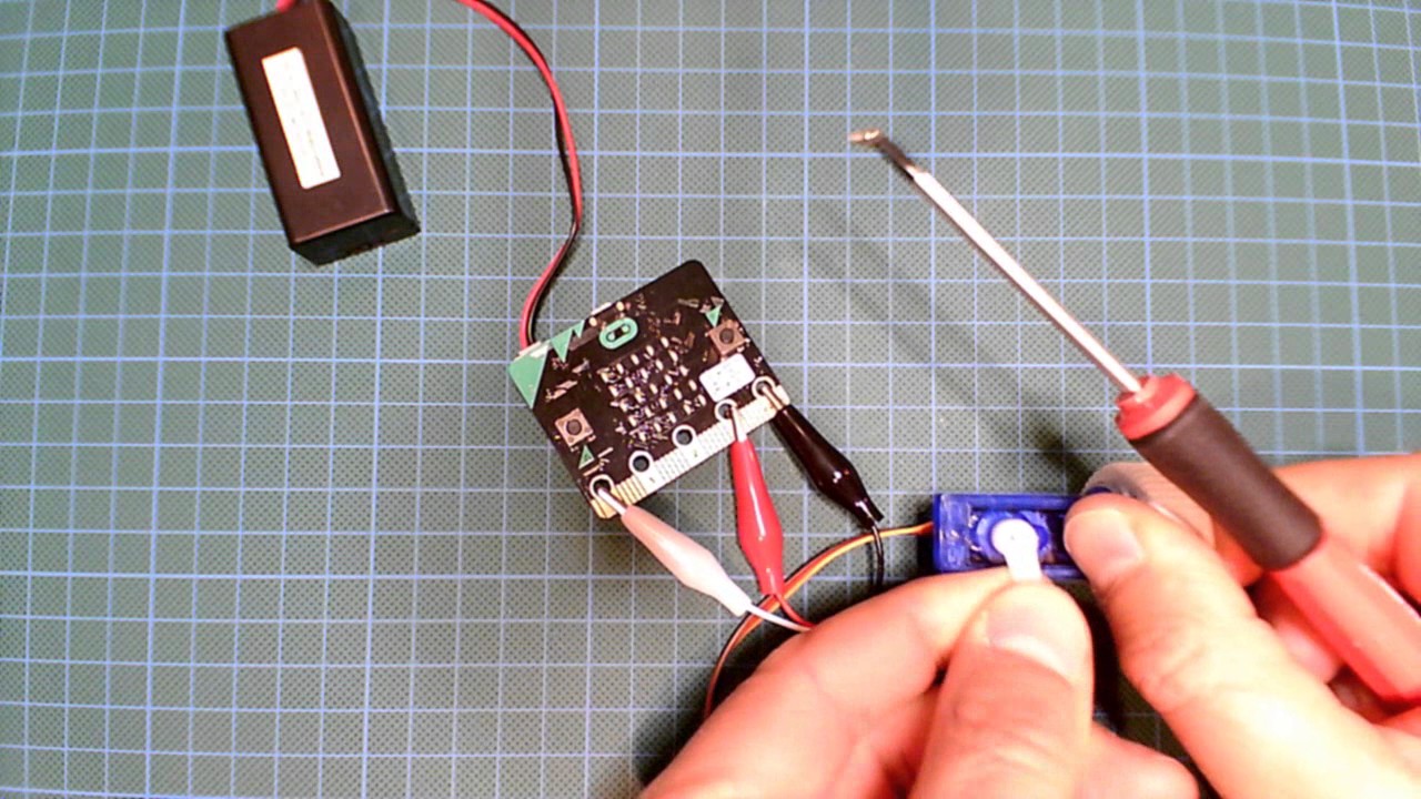 Microsoft MakeCode for micro:bit - makecode.microbit.org