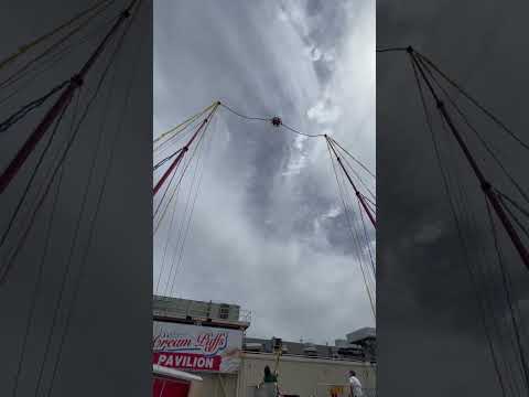 The cable releases on the slingshot ride. #jk #fyp #shorts #video #viral