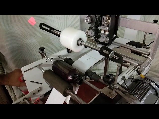 Labeling Machine - Top Side Sticker Labeling Machines Manufacturer from ...