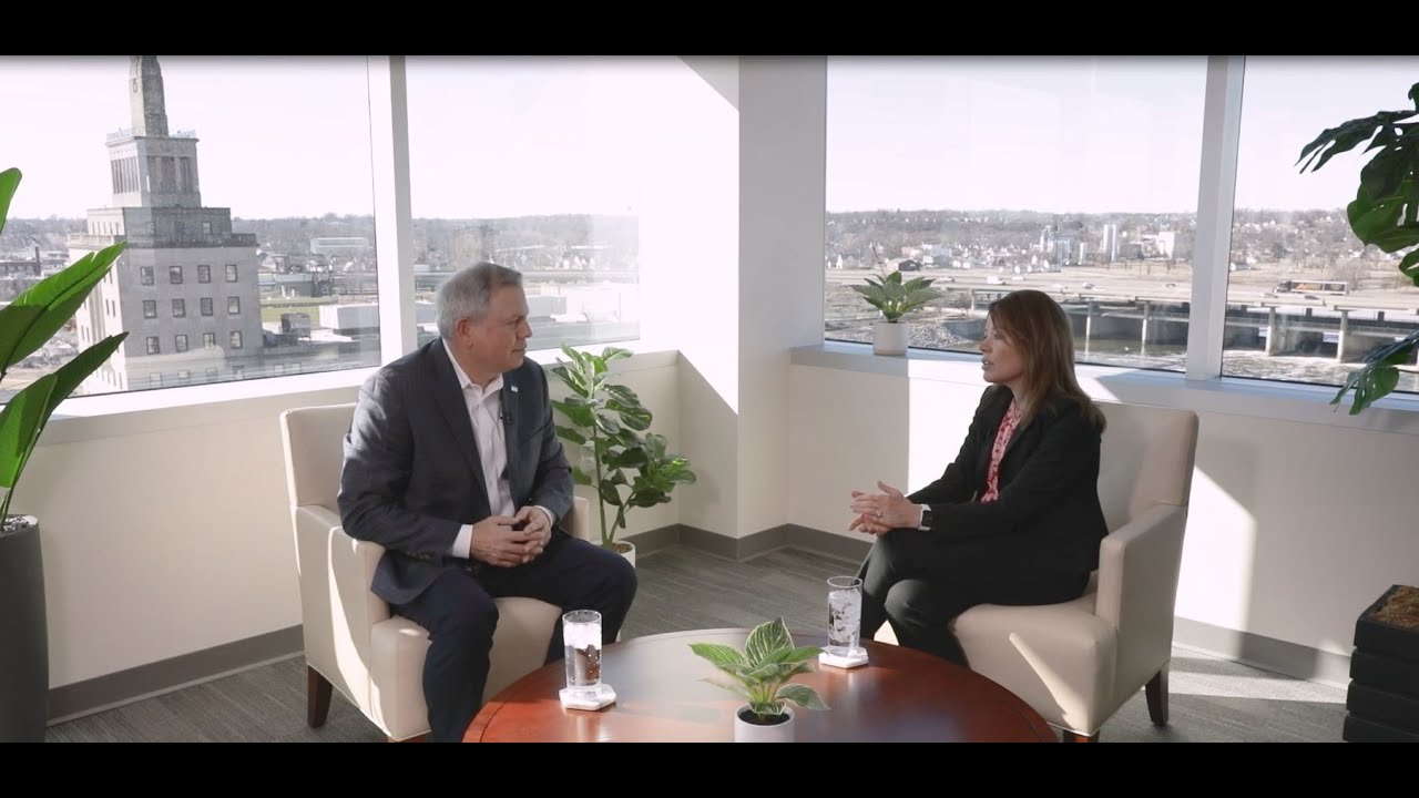 Service is what it’s all about w/ Consulting Process Center Dir. Dawn Lopata | Breakfast with Brian