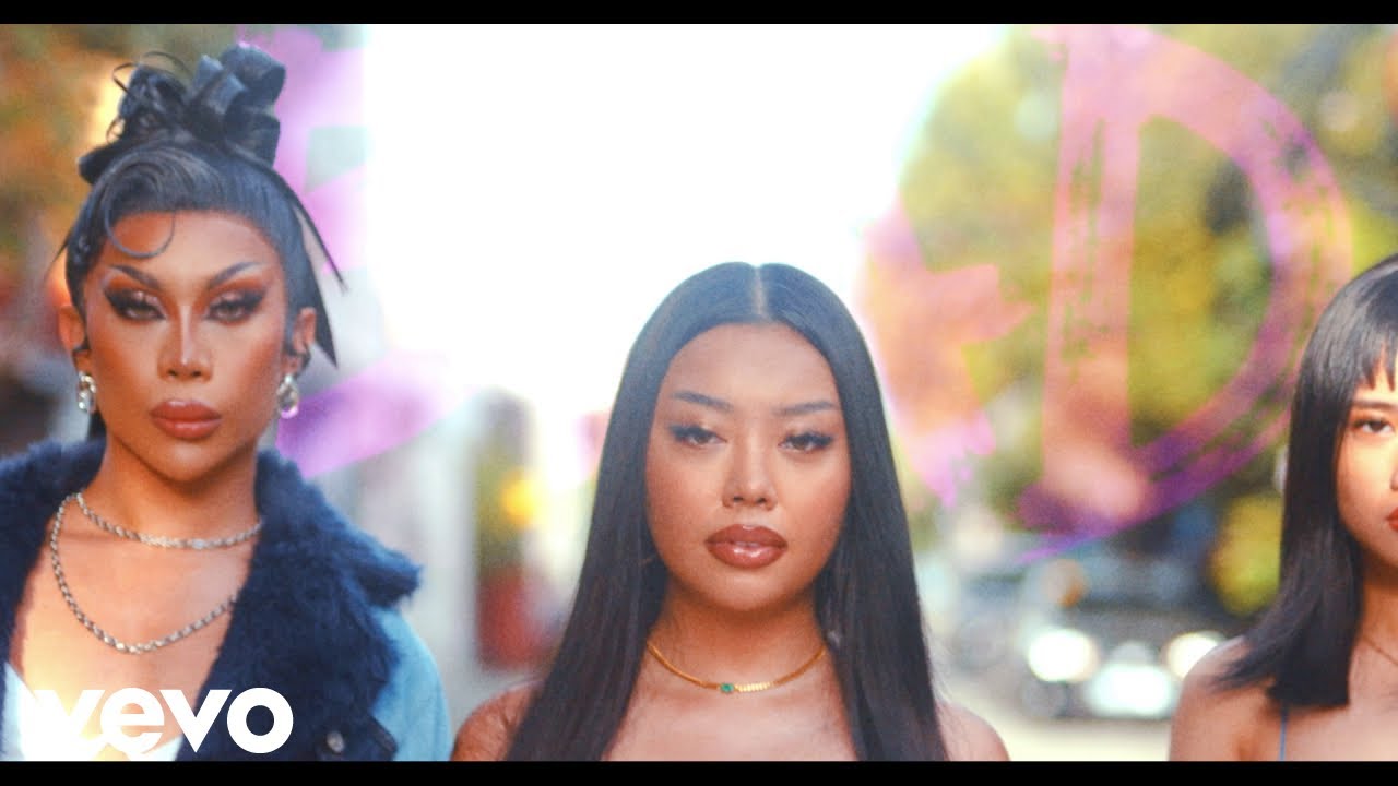 8 Denise Julia Facts About The Filipina RNB Singer Behind B.A.D.