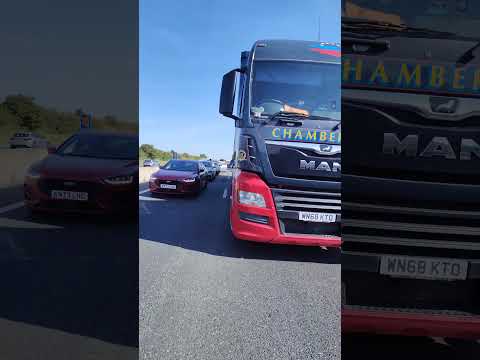 Taking a well deserved rest on M1๐๐๐คฆ #drivegeek #automobile #drive #traffic #m1 #uk